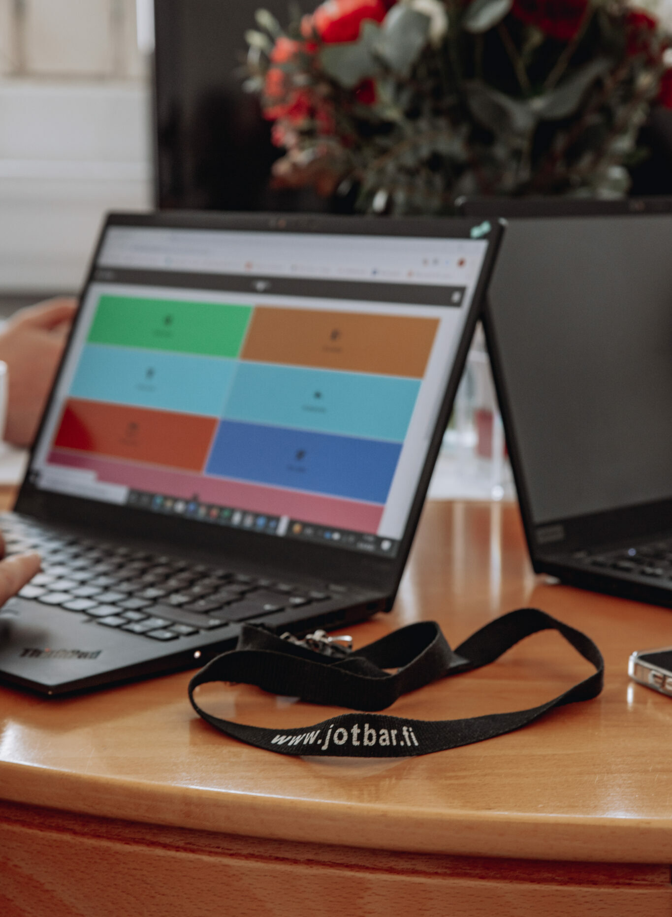 Työajanseuranta - Työaikasovellus - JotBar